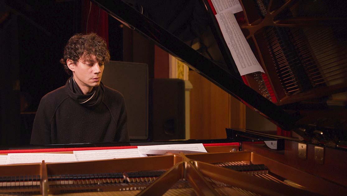 Introduction to music production: Merging classical and electronic - Aulart